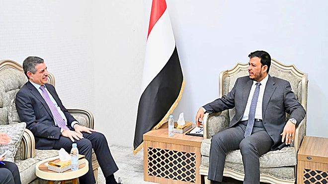 صحيفة الأيام - د. عبدالله العليمي يلتقي السفير الأمريكي بمناسبة انتهاء ...